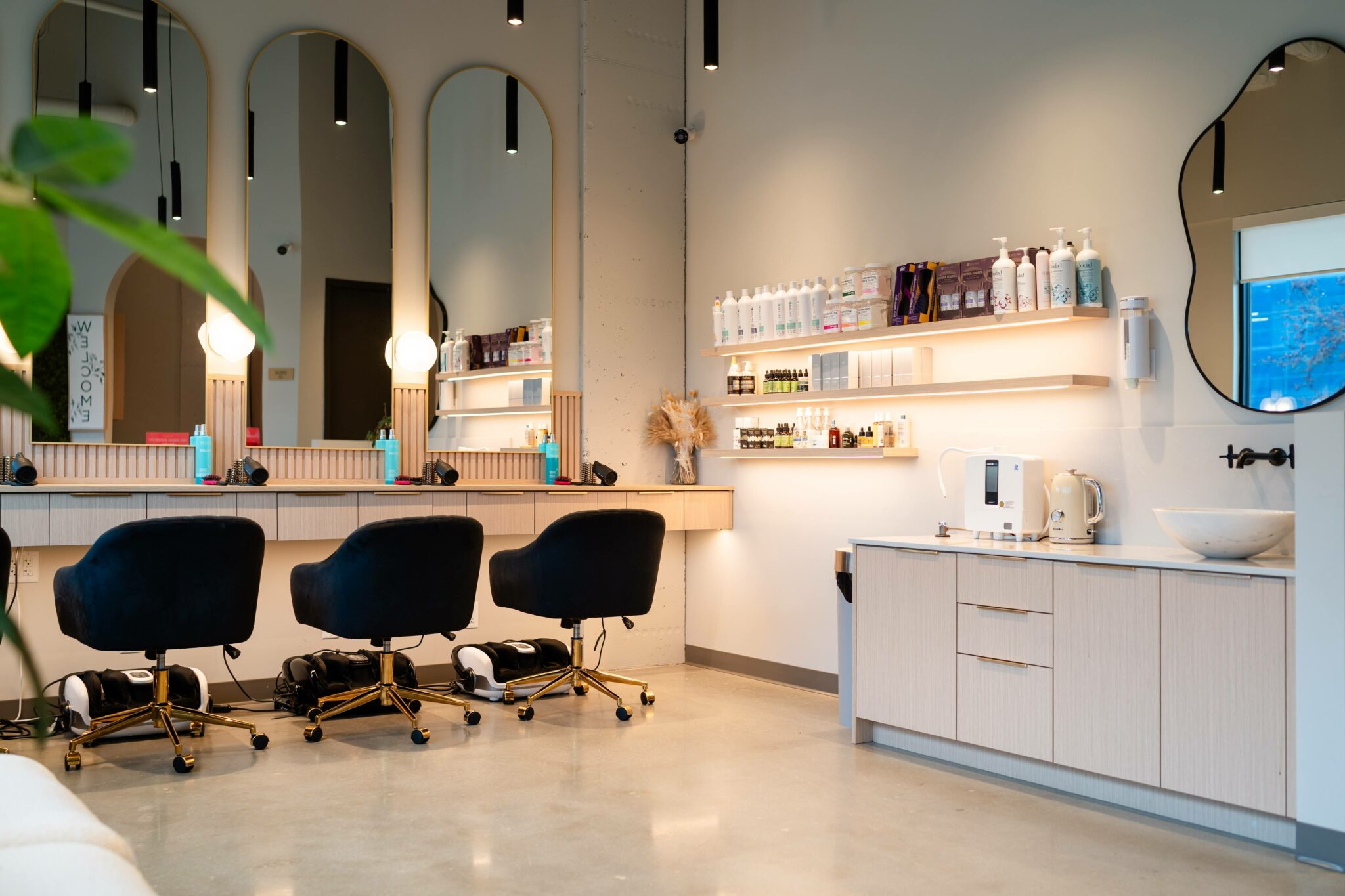 Headicure Head Spa | Ark & Mason