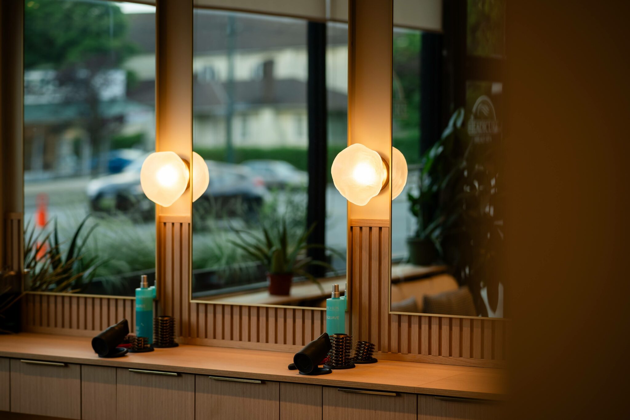 Headicure Head Spa | Ark & Mason